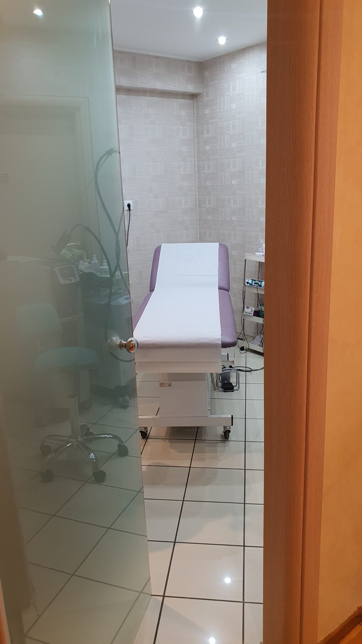Laser Αποτρίχωσης - Woman Clinic